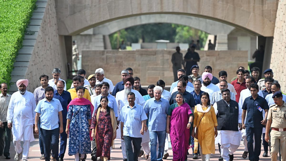 Arvind Kejriwal to surrender at Tihar jail today, will visit Raj Ghat, Hanuman temple before ...